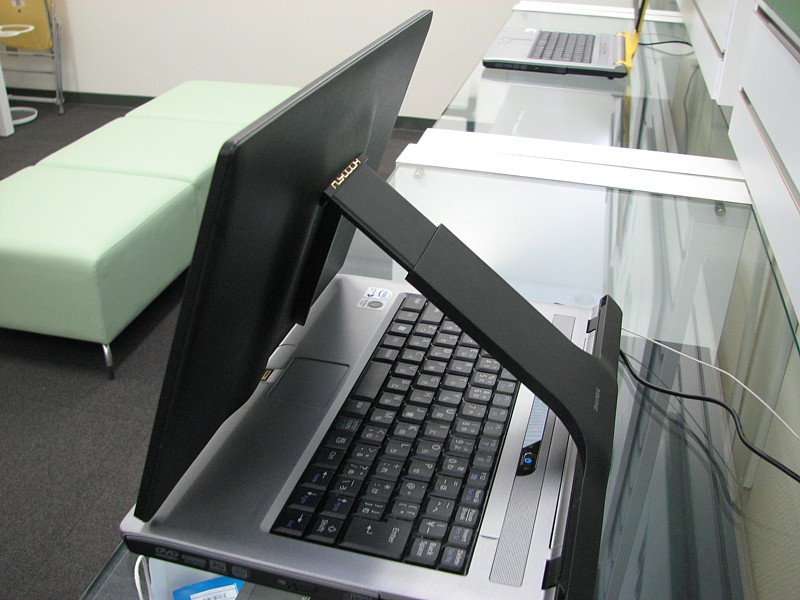 8月25日の秋葉原 ～FlyBookのショールーム～ : BlogなMaterialisticA