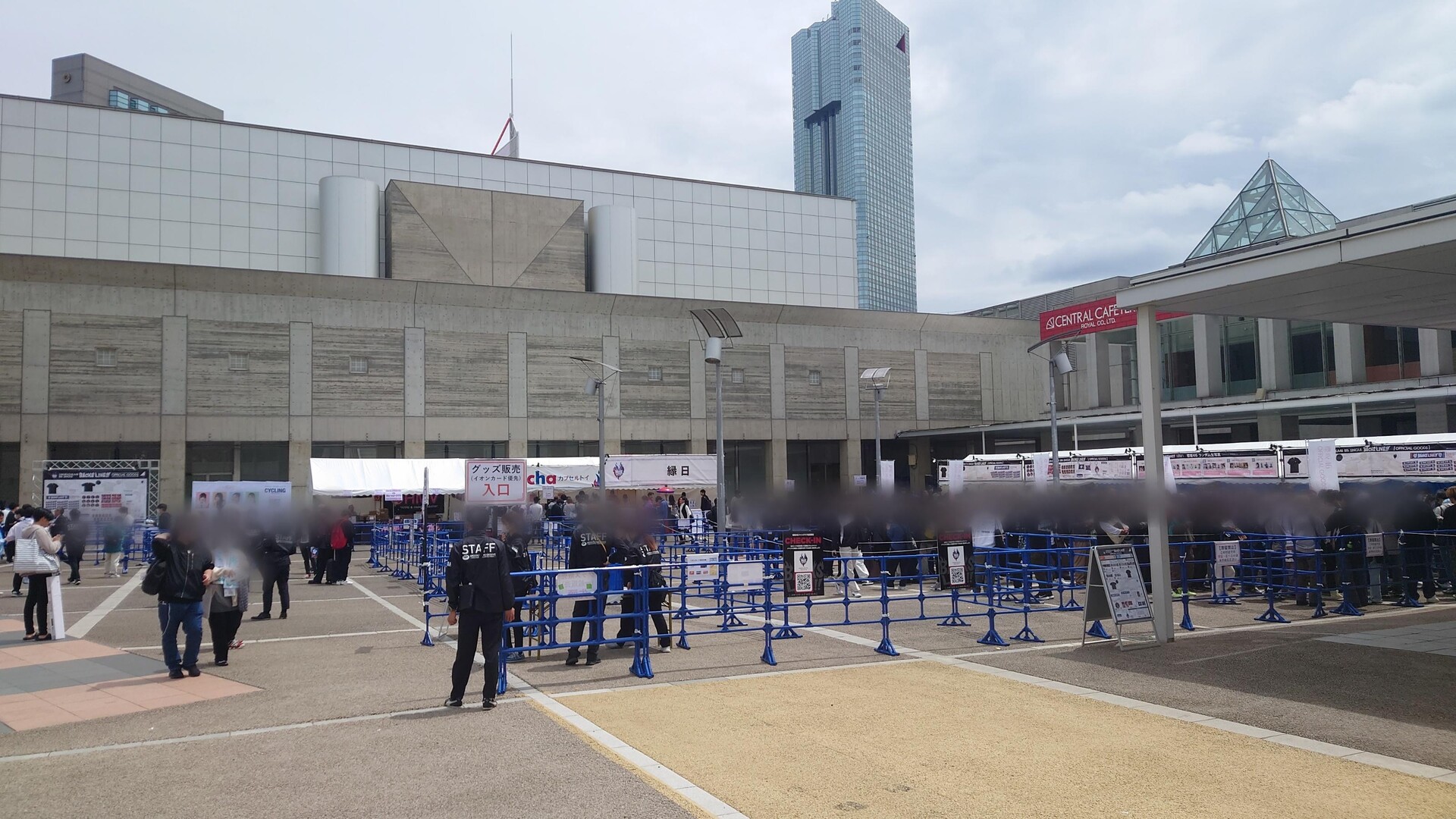 【櫻坂46】音漏れ激しい！？『8th BACKSLIVE!!』現地の様子がこちら！【幕張イベントホール】 : 櫻坂46まとめもり～