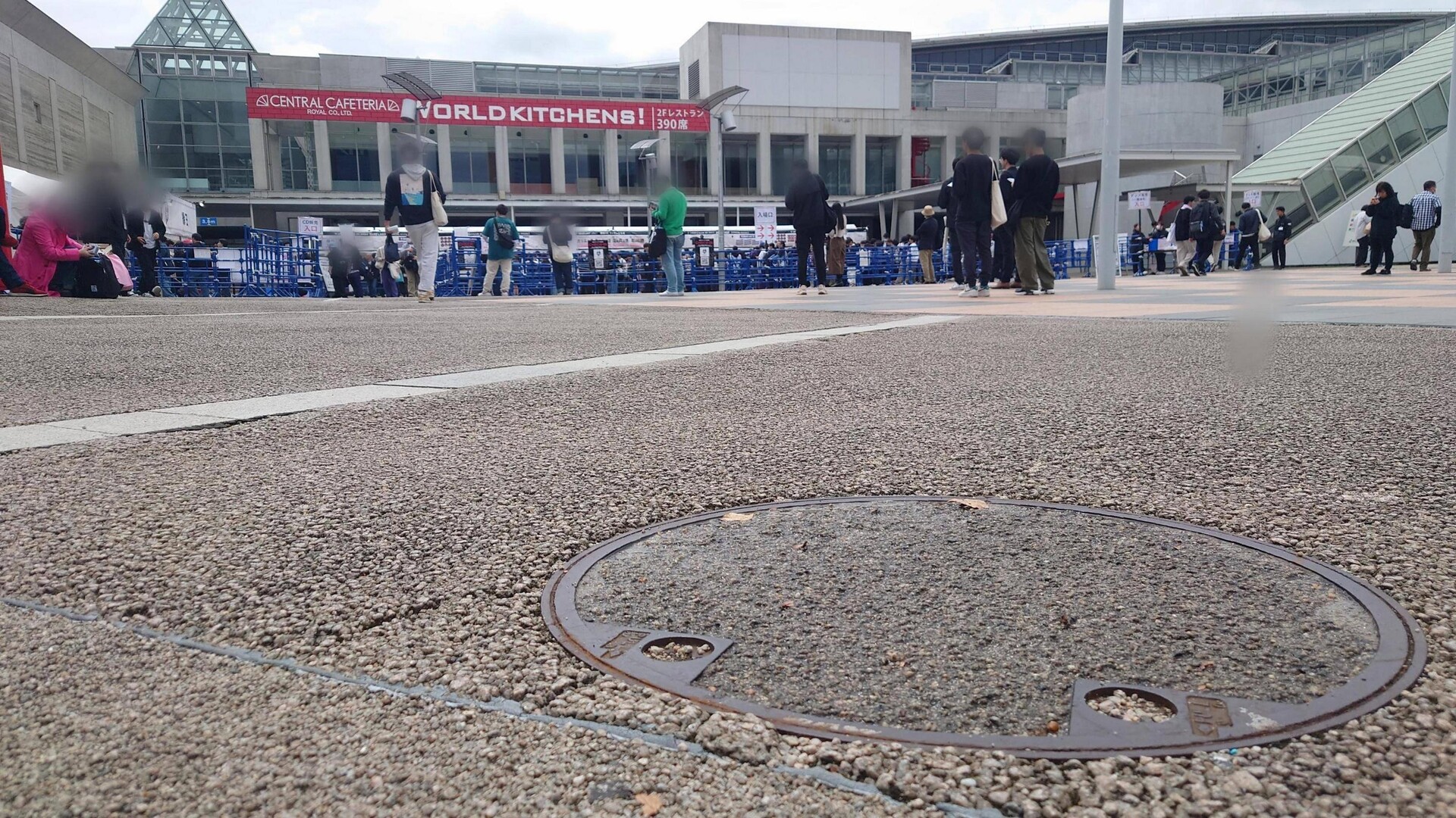 【櫻坂46】音漏れ激しい！？『8th BACKSLIVE!!』現地の様子がこちら！【幕張イベントホール】 : 櫻坂46まとめもり～