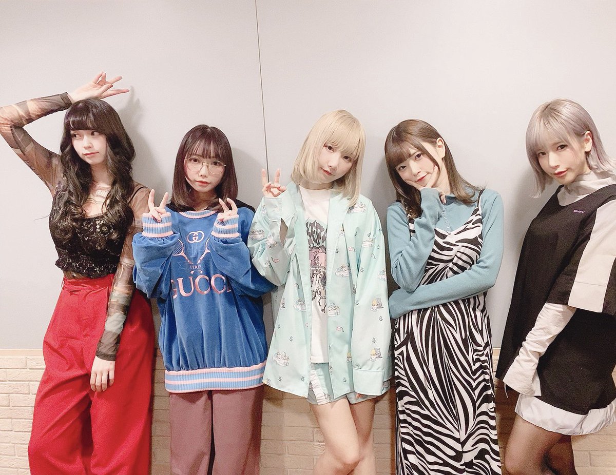 [1枚]【CY8ER】【CY8ER ベストアルバム「CY8E... : えりゅしおんアイドル速報