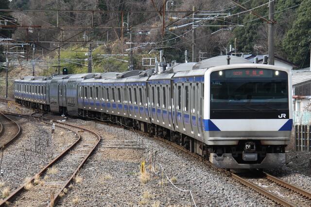 常磐線・E531系～15両からローカル運用までこなす常磐線・水戸線のマルチプレーヤー！ : 「まつもとあずさ」が3番線にまいります！