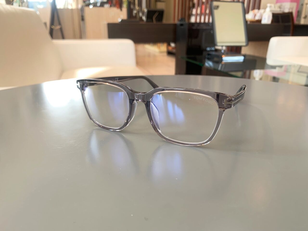 トム・フォード : メガネの松村