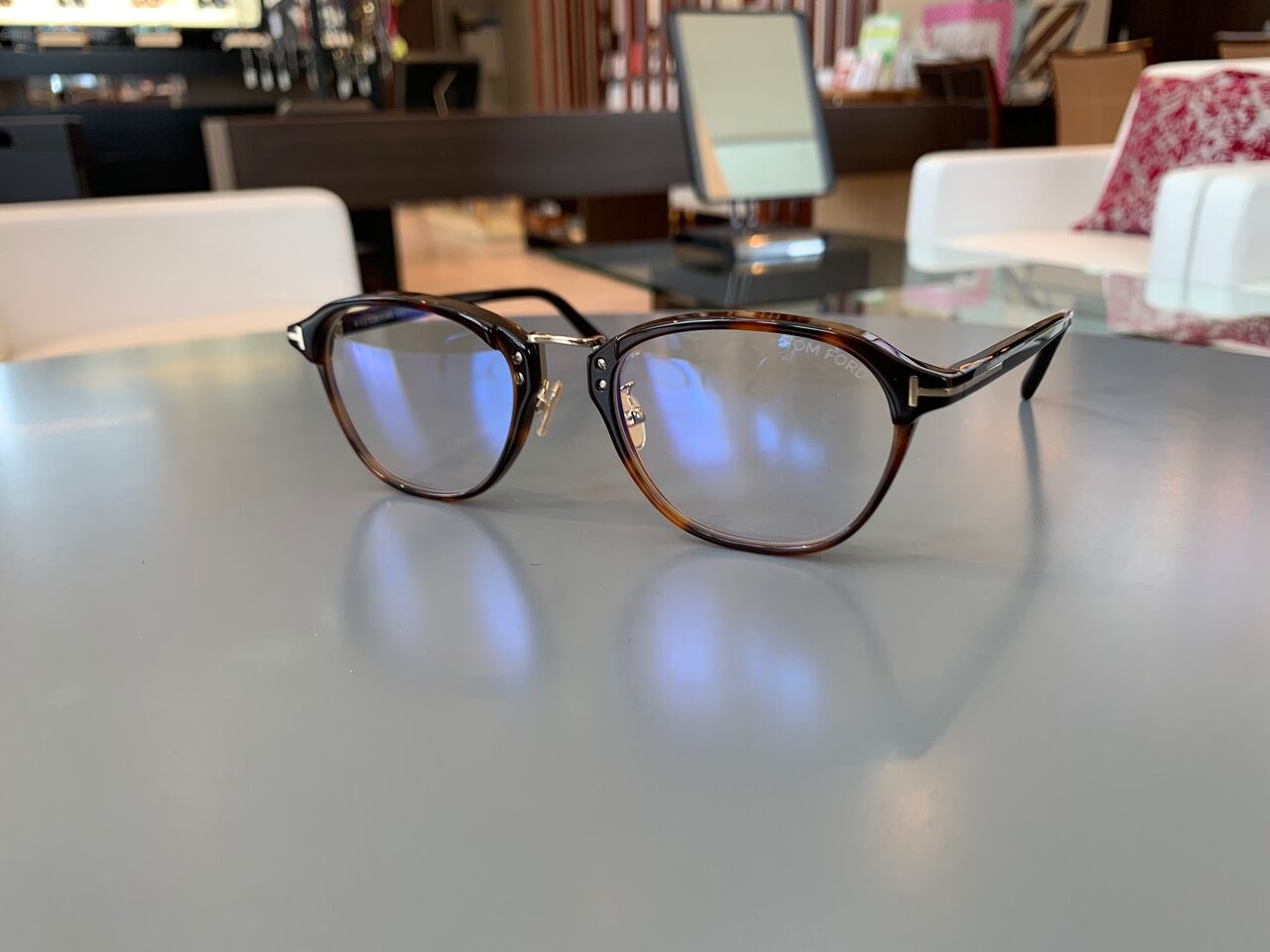 TOM FORD : メガネの松村