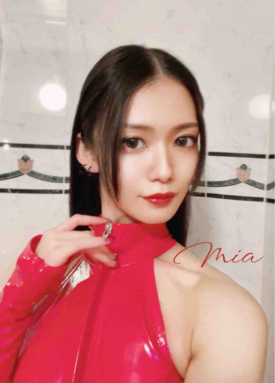 よろしく2024／Mia : Mia's Secret