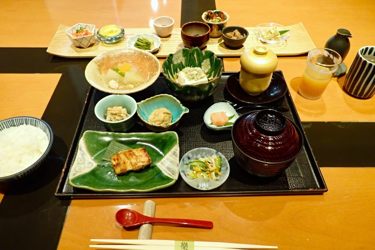 MI DESTINO → BLOG:世界の朝ごはん 93