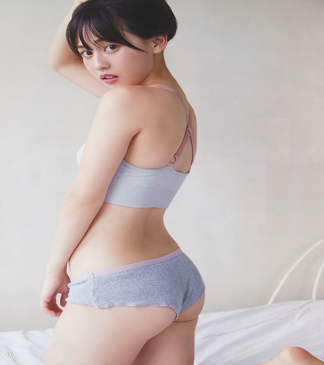 岡田 佑里乃（yurino Okada） 見返り美人 6266