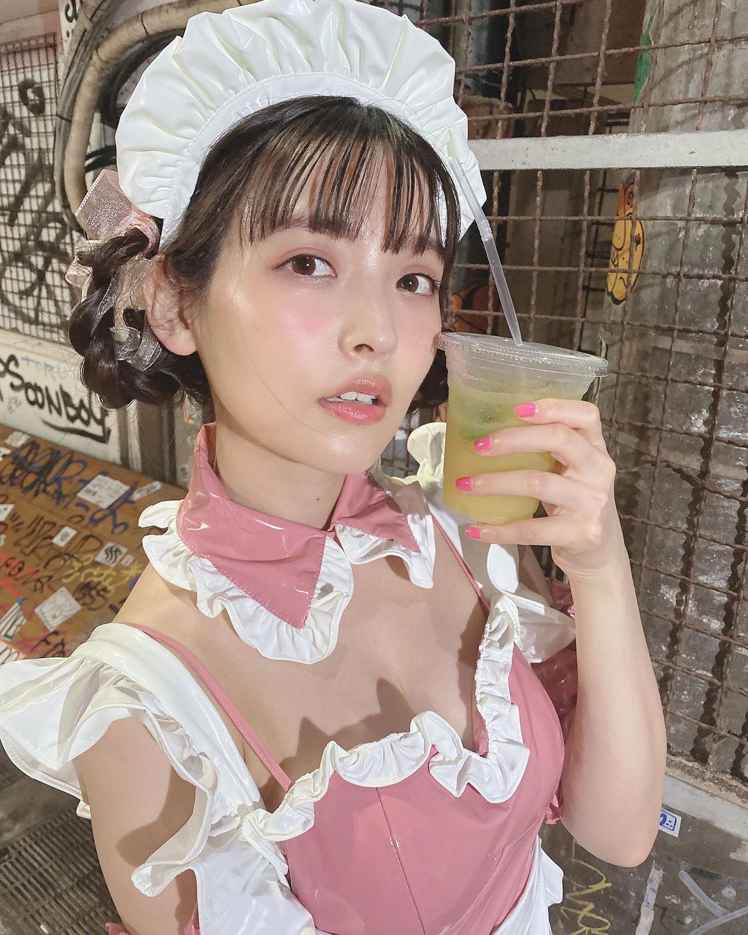 【画像】声優・上坂すみれさん(31)のセクシーなメイド姿wwww - Juuuke