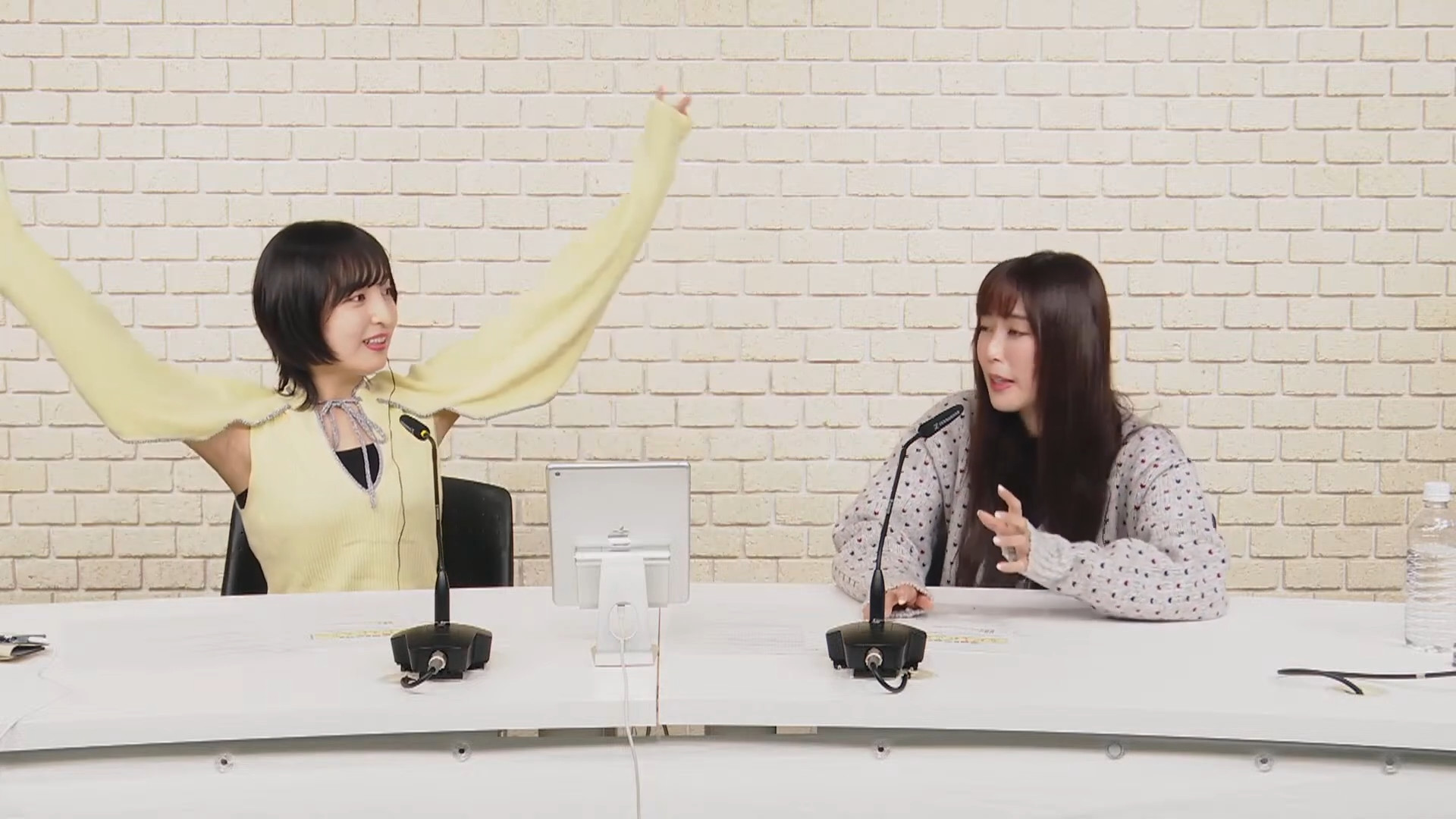 【画像】声優・佐倉綾音さん、変な服を着てアタシコを始めるw - Juuuke