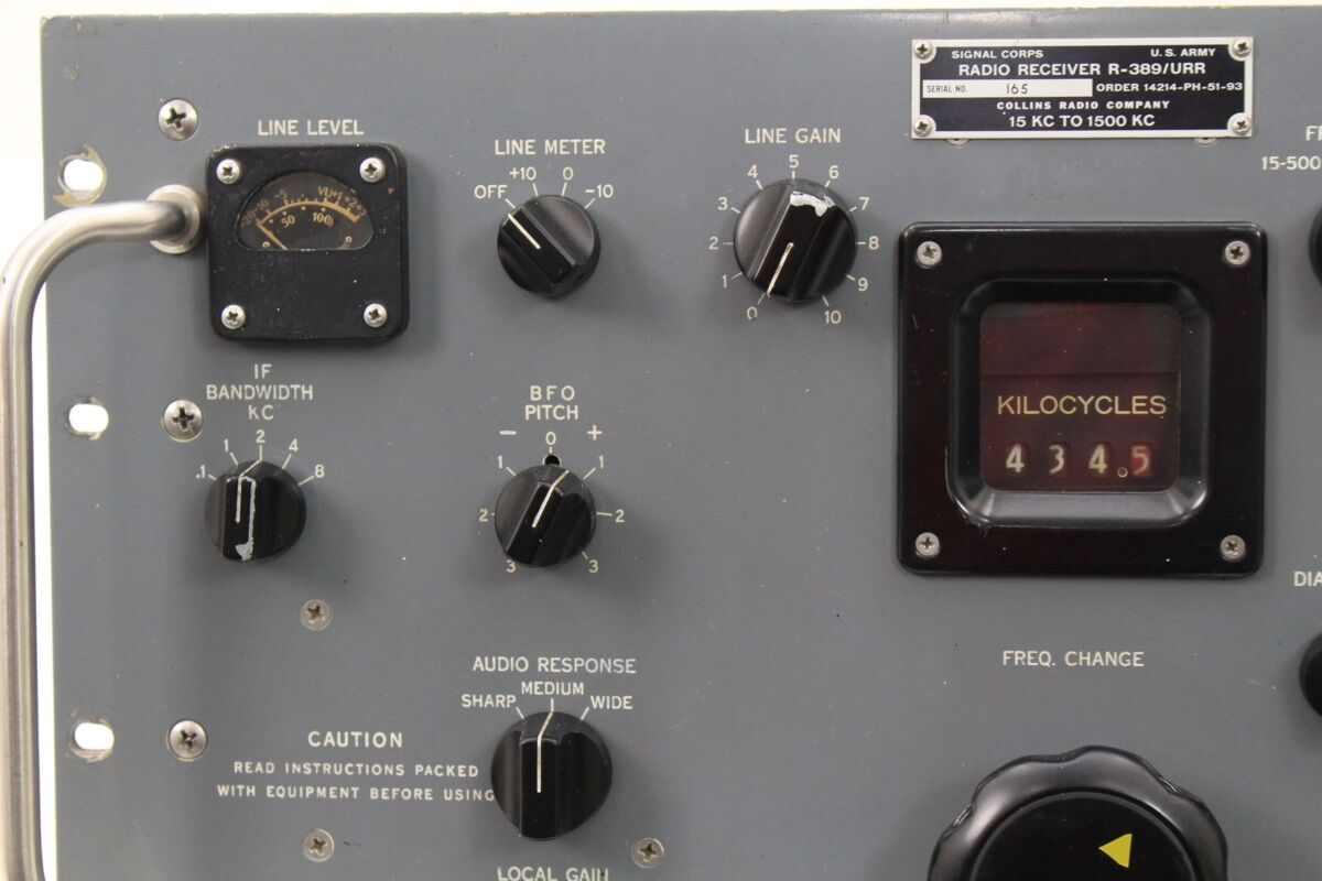 R-389/URR 受信機 : 真空管式無線通信機開発史