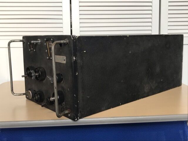 R-105A/ARR-15 受信機 : 真空管式無線通信機開発史