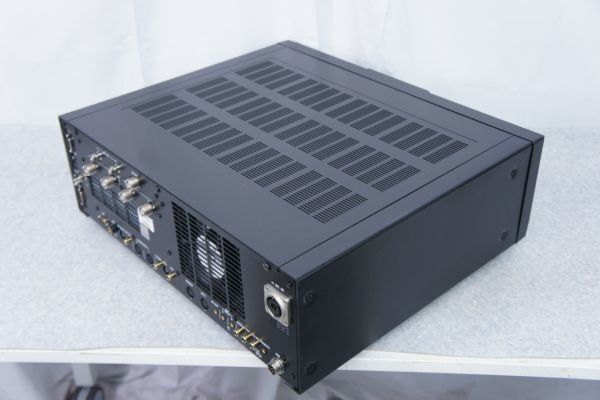 FTDX-9000MP : 真空管式無線通信機開発史