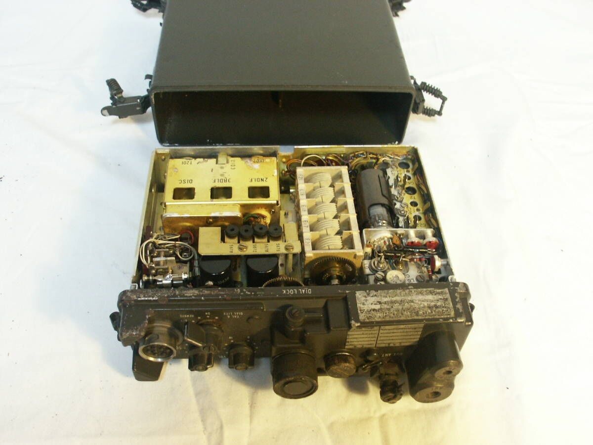PRC-8,-9,-10 送受信機 : 真空管式無線通信機開発史