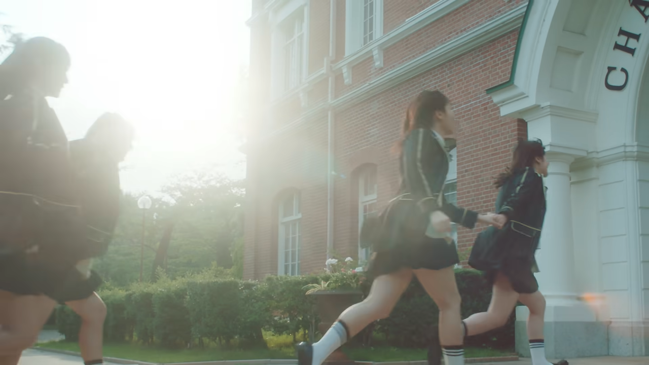 ≒JOY（ニアリーイコールジョイ）/ 1st Song 『≒JOY』 MVロケ地 : てゆーか、ロケ地ってどこ？