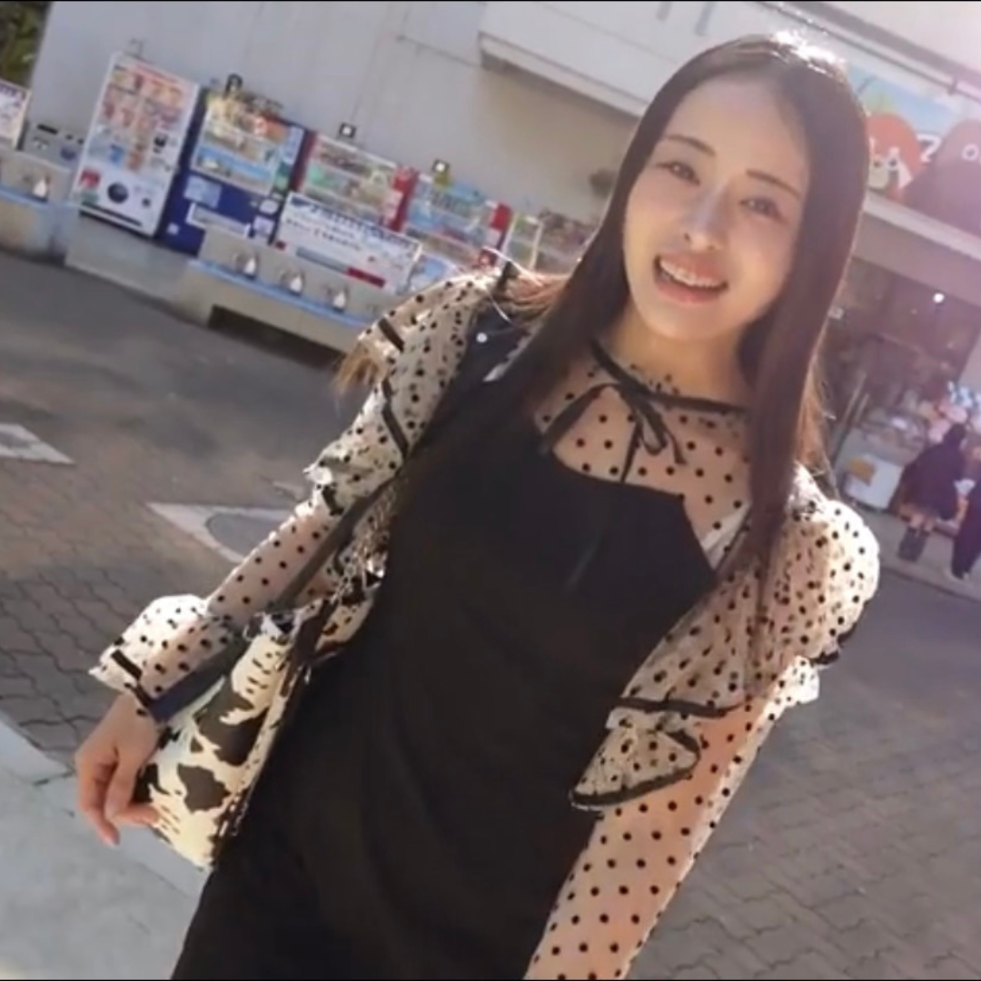 FC2-PPV-4159520 初撮影・顔出し！！可愛い顔した魅惑の美女のその素顔はまさかの性欲旺盛Eカップ巨乳変態女・・・青姦で性欲を ...