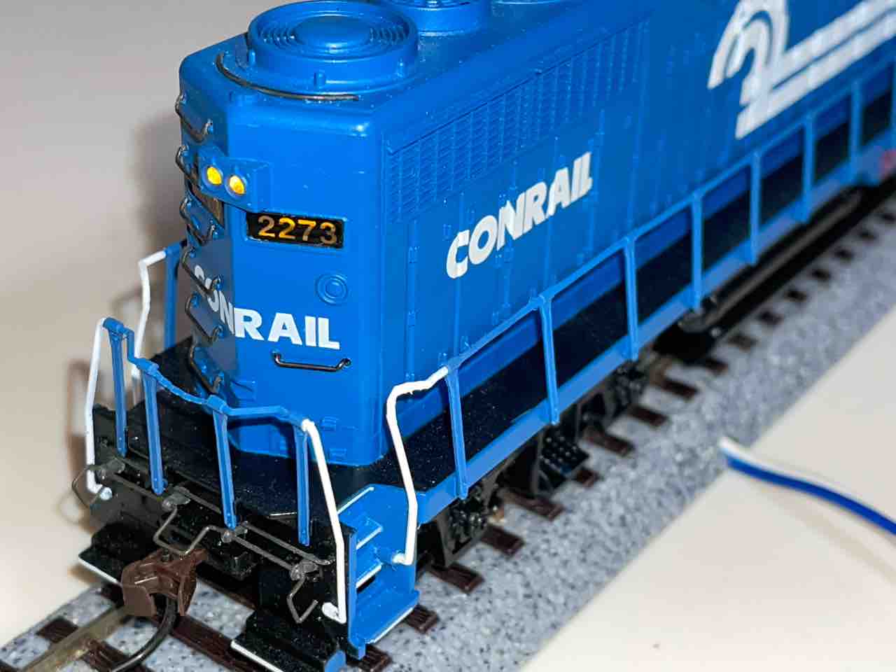 Bachmann 60701 HO GP35 CONRAIL #2273 DCC : modelbuilderのblog