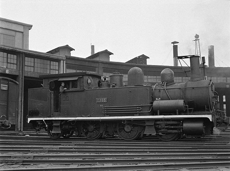 小寺康正写真集 蒸気機関車の視角 タンク機関車 上巻 | モデラーな日々 とれいんスタッフブログ