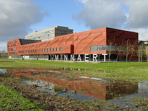 モダン建築:Neutelings Riedijk （ヌーテリンフス・リーデイク）