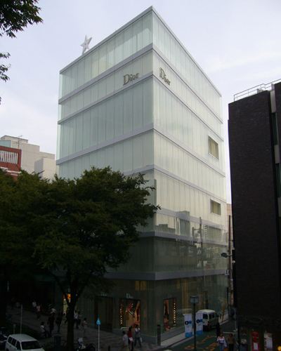 モダン建築:052 - Christian Dior Building Omotesando