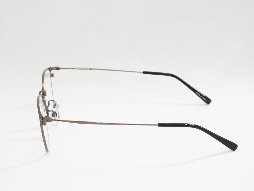 メイドが接客するメガネ屋 キャンディフルーツ オプティカル : HAMAMOTO (ハマモト) / HT-354 / スタイリッシュな細身ウェリントンメタルフレーム