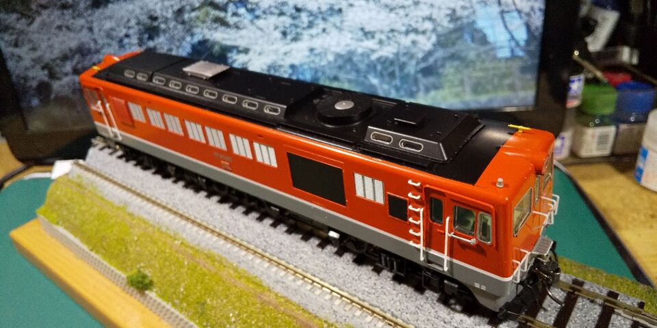 クローゼットの中の鉄道模型 : TOMIX HO DF50 後期型 朱色 入線工事