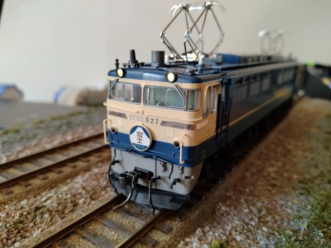 クローゼットの中の鉄道模型 : KATO HO EF65 500特急色 ヘッドライトLED再交換