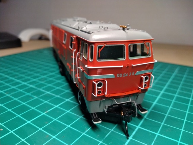 クローゼットの中の鉄道模型 : 造形村 HO DD54 電気式ディーゼル機関車