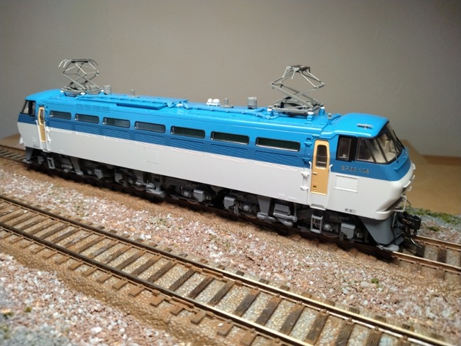 クローゼットの中の鉄道模型 : TOMIX HO EF66 100 前期型 入線工事