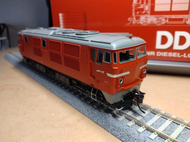 クローゼットの中の鉄道模型 : 造形村 HO DD54 電気式ディーゼル機関車