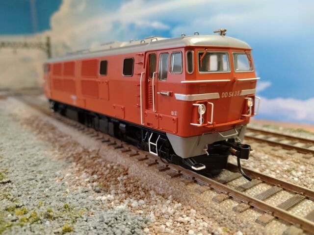 クローゼットの中の鉄道模型 : 造形村 HO DD54 電気式ディーゼル機関車
