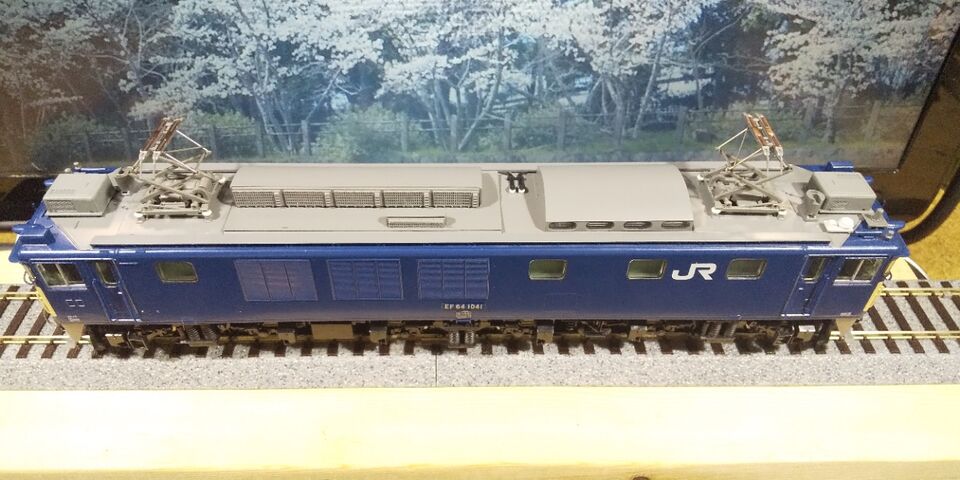 クローゼットの中の鉄道模型 : TOMIX HO EF64 1000番台 JR貨物仕様 入線工事