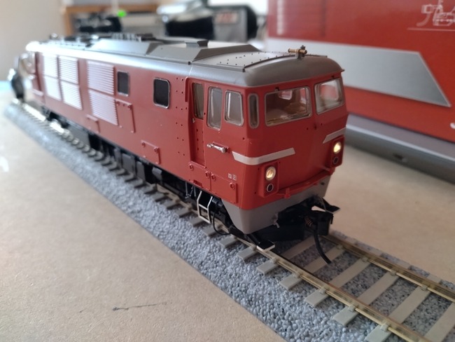 クローゼットの中の鉄道模型 : 造形村 HO DD54 電気式ディーゼル機関車