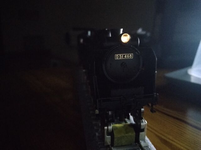 クローゼットの中の鉄道模型 : KATO HO D51 標準量産型 テンダーライト点灯と常点灯化