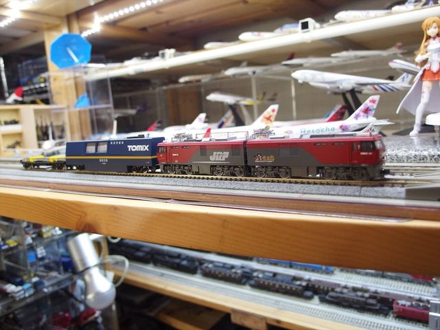 クローゼットの中の鉄道模型 : KATO C12 蒸気機関車走行動画 クローゼット内環状線