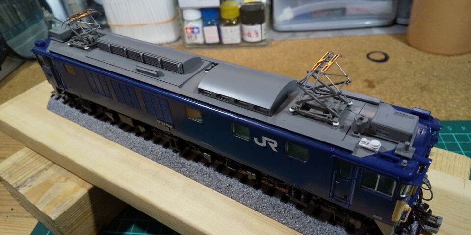 クローゼットの中の鉄道模型 : TOMIX HO EF64 1000番台 JR貨物仕様 入線工事