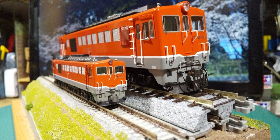 クローゼットの中の鉄道模型 : TOMIX HO DF50 後期型 朱色 入線工事