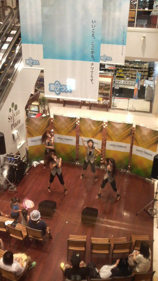 岩手出身ボーカルユニット VIC:CESS（ヴィセス） : 盛岡グルメ探検隊