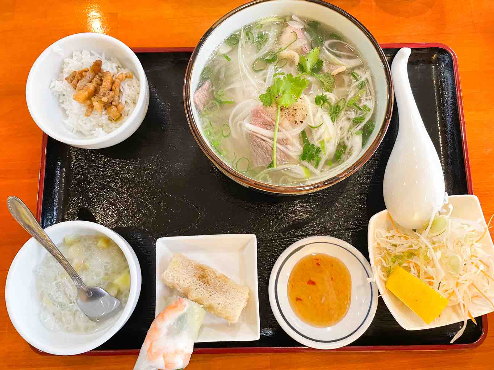 「39 VIET QUAN RESTAURANT」の『牛肉フォーセット』（高槻市城北町）【たかつーグルメ】 : 高槻つーしん