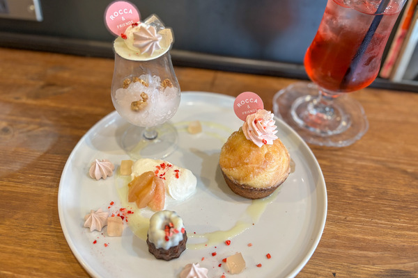 「ROCCA＆FRIENDS-TEA ROOM-」の『桃のデセールプレート』など（高槻市芥川町）【たかつーグルメ】 : 高槻つーしん