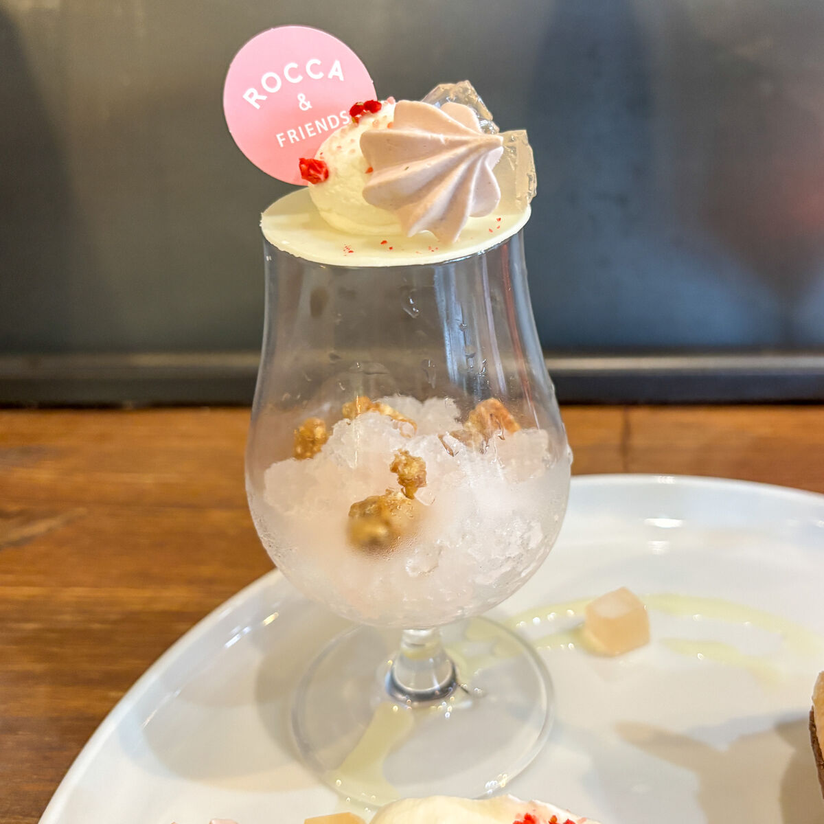 「ROCCA＆FRIENDS-TEA ROOM-」の『桃のデセールプレート』など（高槻市芥川町）【たかつーグルメ】 : 高槻つーしん