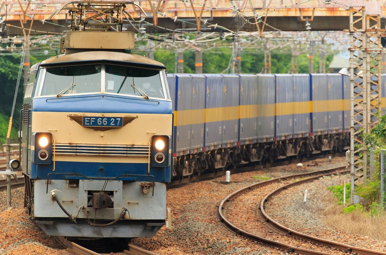 EF66-27牽引 2059レを撮影 : R-STATIONぶろぐ