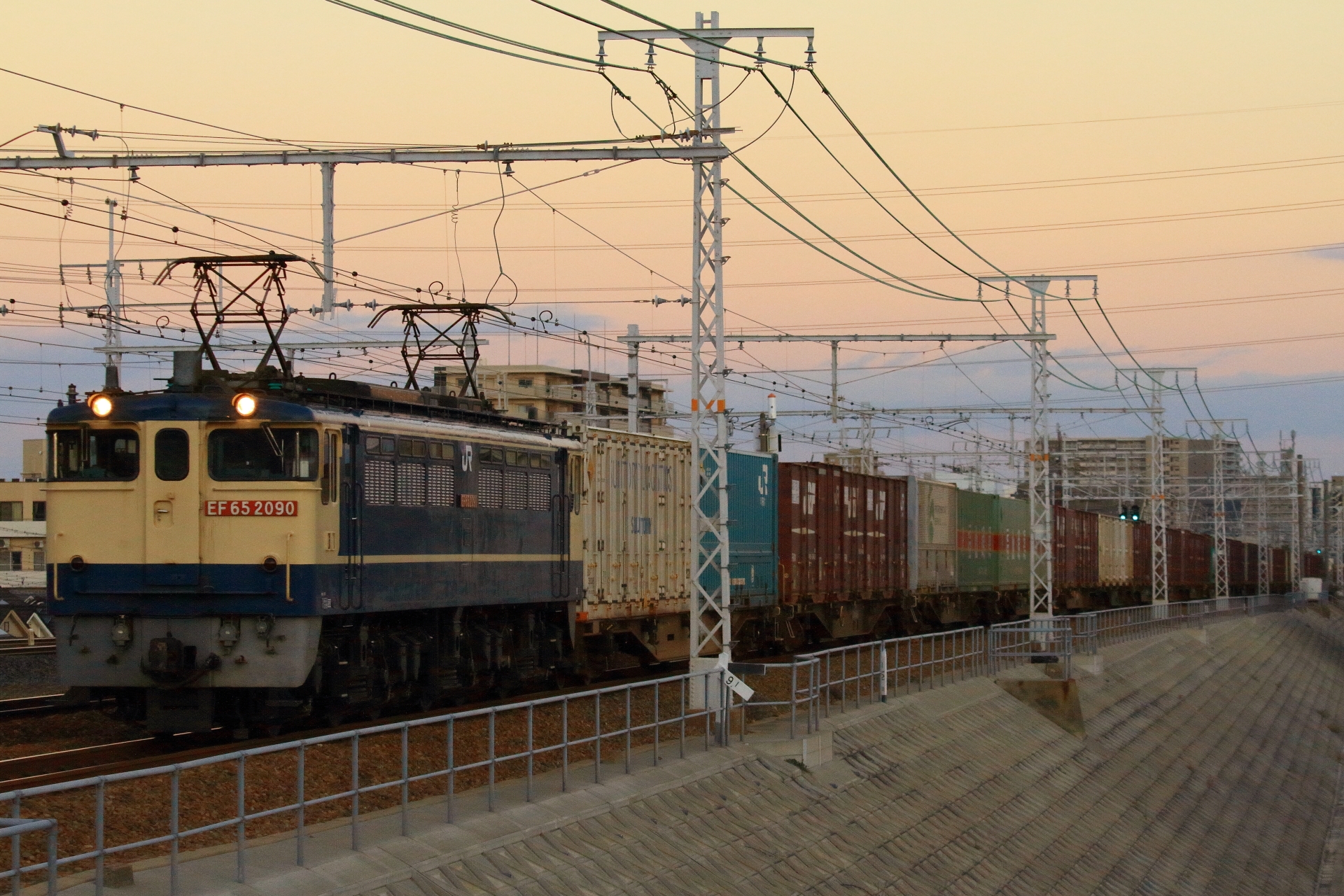 Msykの業務（鉄道）日誌:EF65カモレを見る～その443