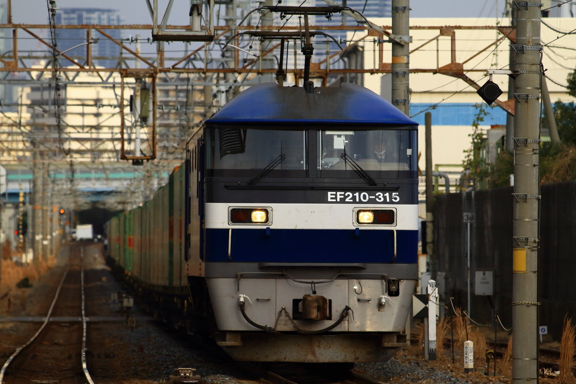 Msykの業務（鉄道）日誌:EF210カモレを見る～その131
