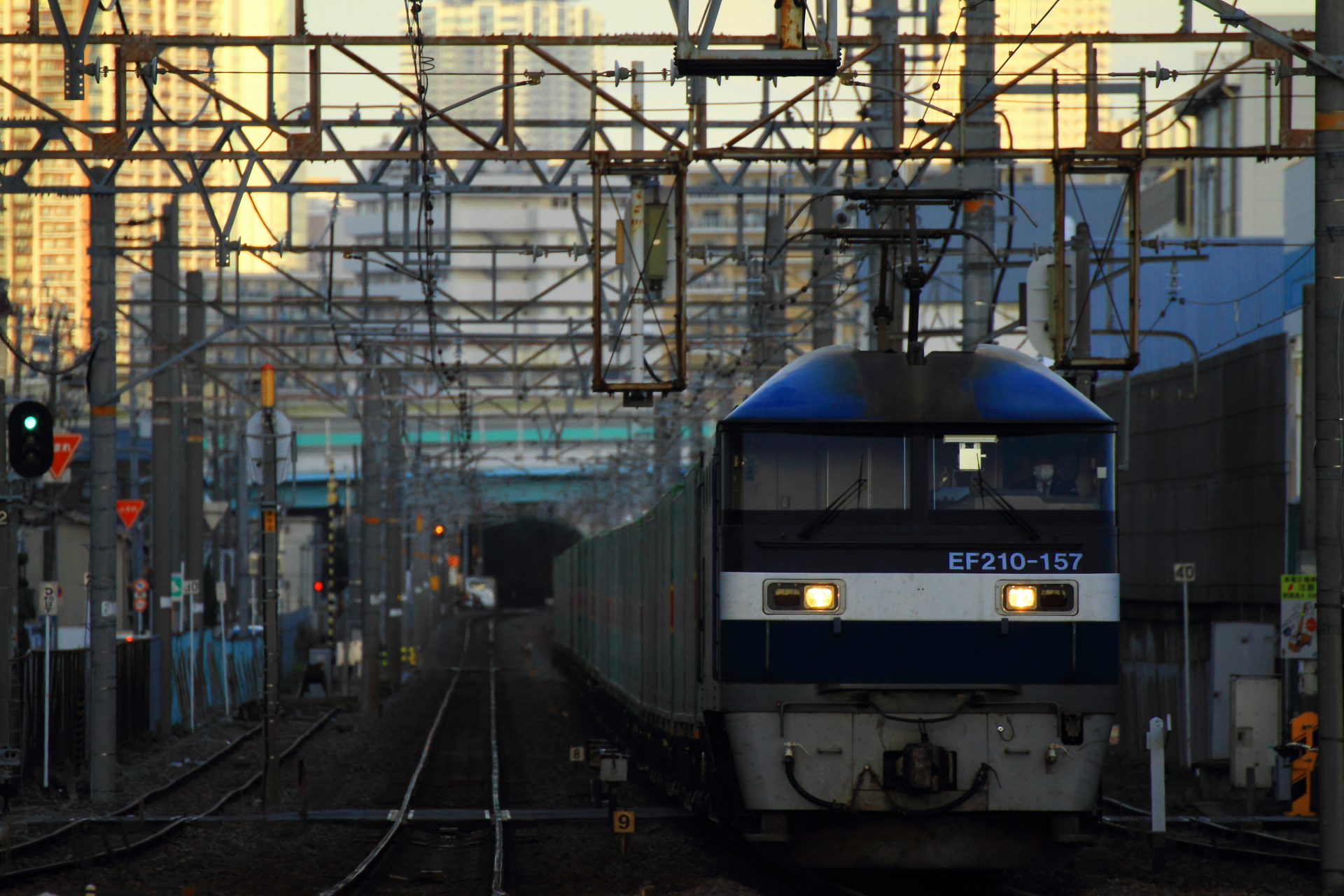 Msykの業務（鉄道）日誌:EF210カモレを見る～その94