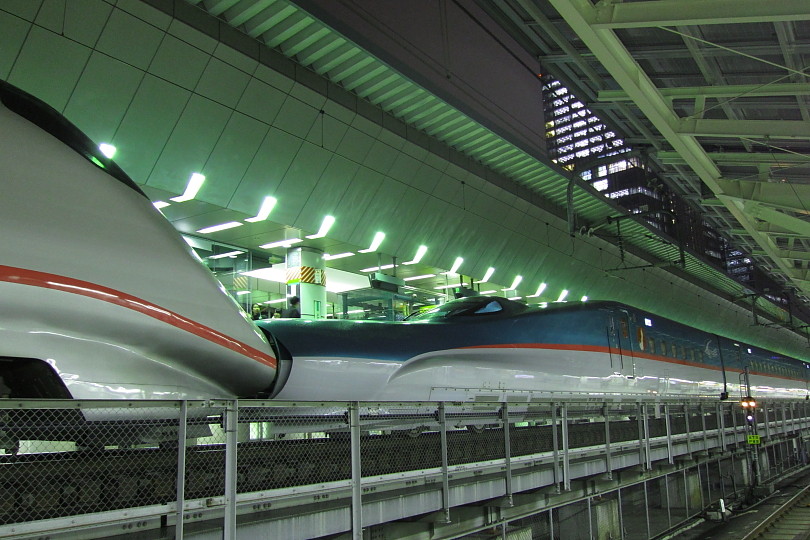 Msykの業務（鉄道）日誌:E5系とE3系の先頭連結部を眺めてみる