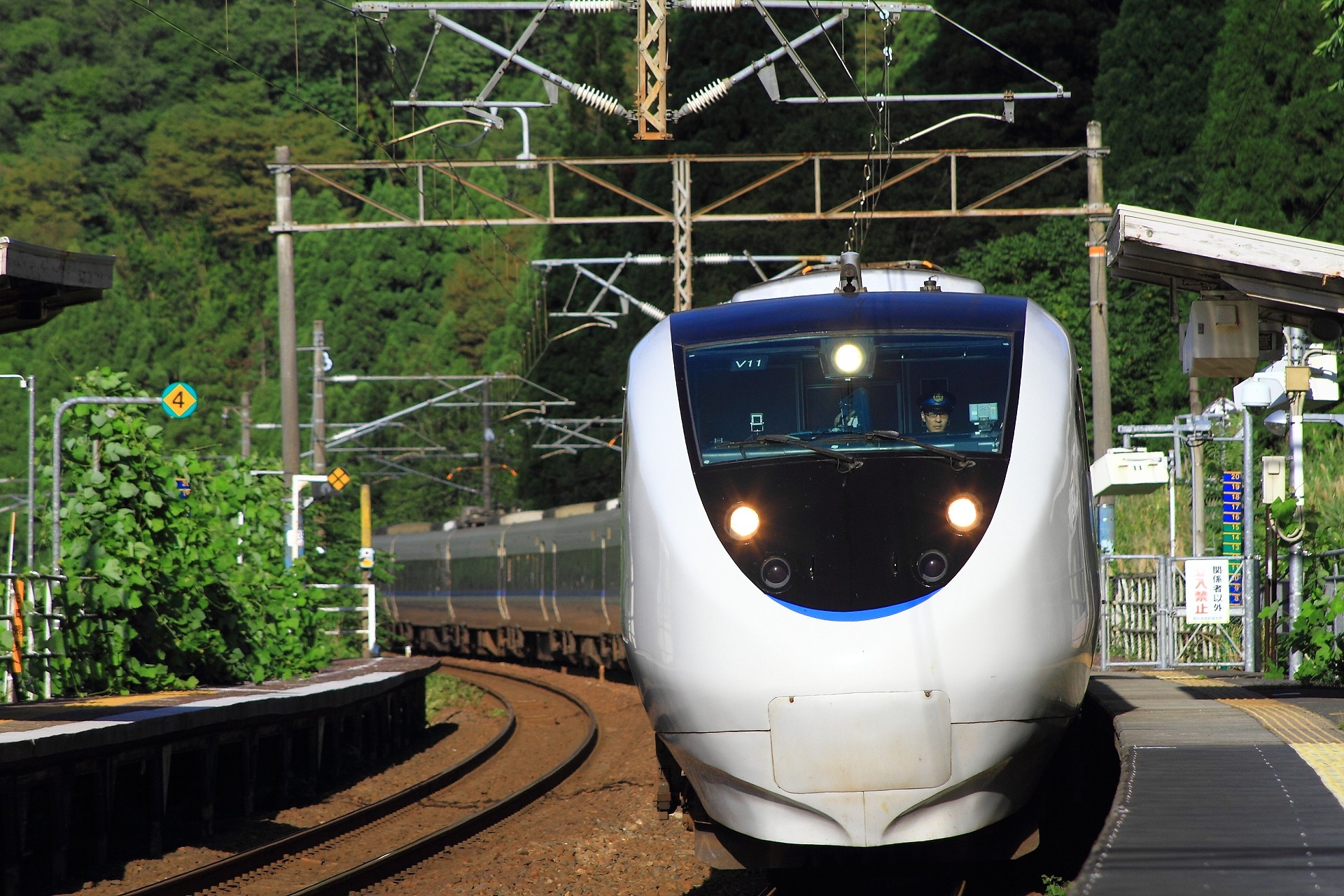 Msykの業務（鉄道）日誌:南今庄にて681・683系見物を