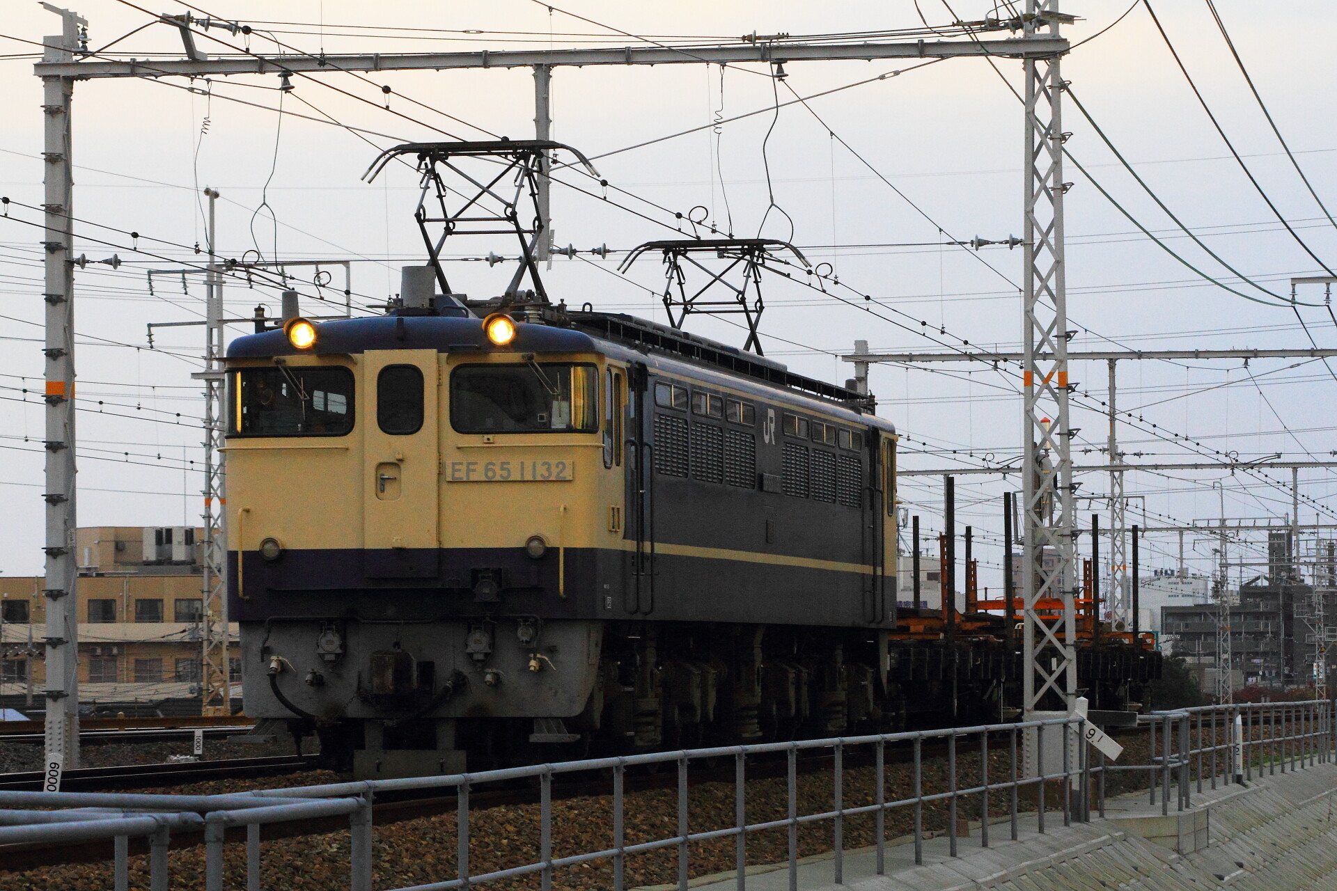 Msykの業務（鉄道）日誌:【工臨】EF65PF＋チキ×2両