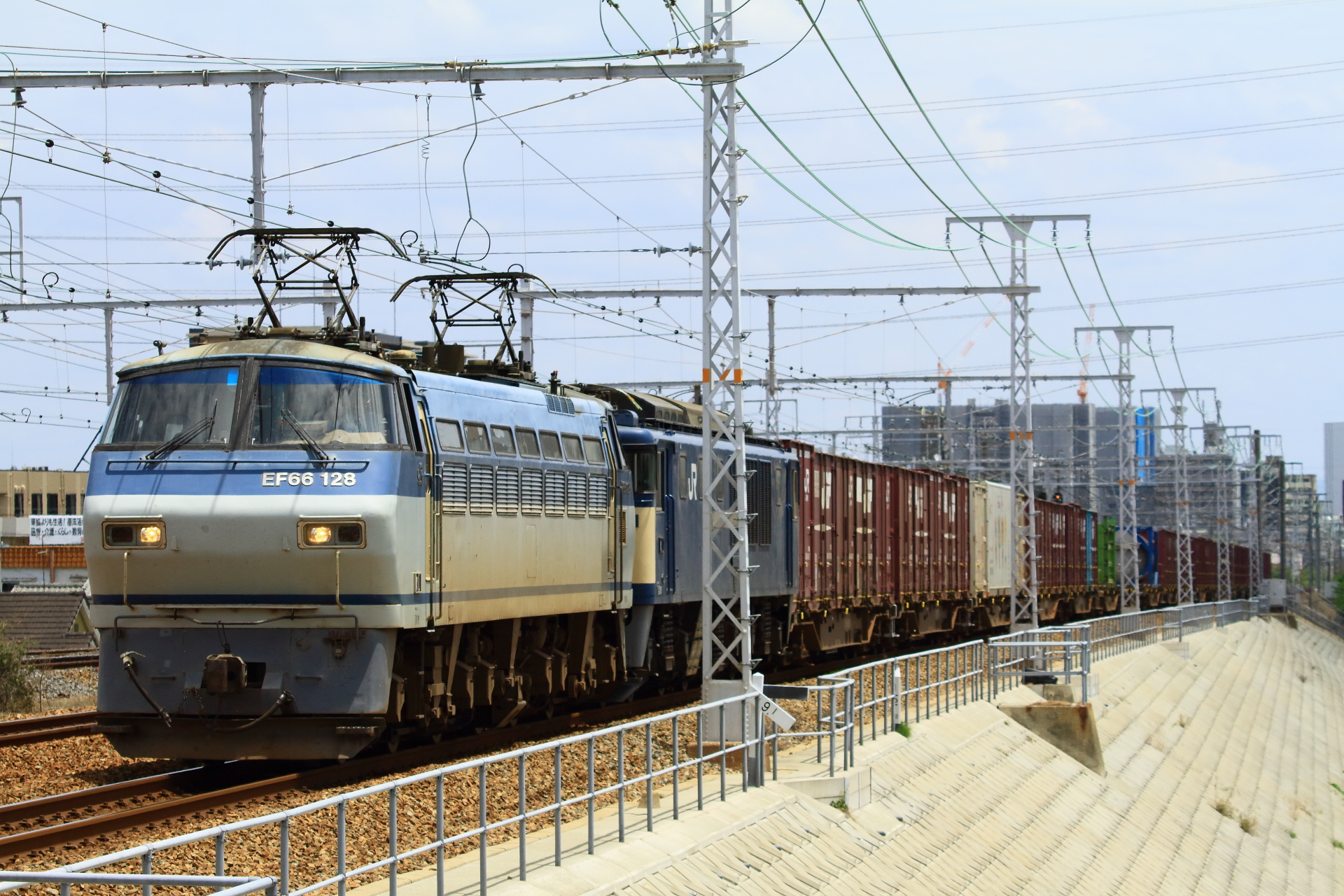 Msykの業務（鉄道）日誌:EF66カモレを見る～その272