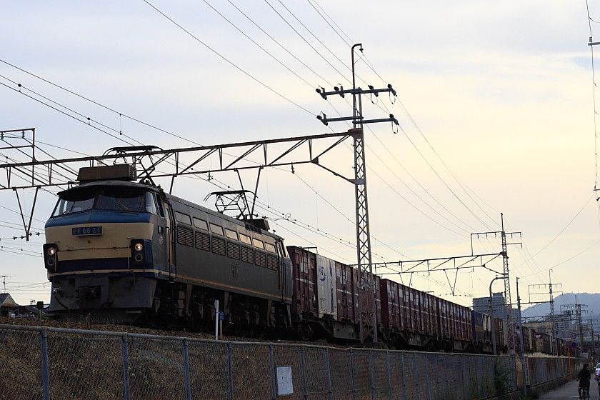 Msykの業務（鉄道）日誌:EF66カモレを見る～その45