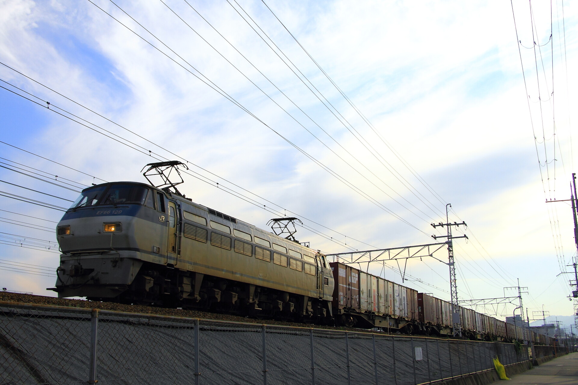 Msykの業務（鉄道）日誌:EF66カモレを見る～その192