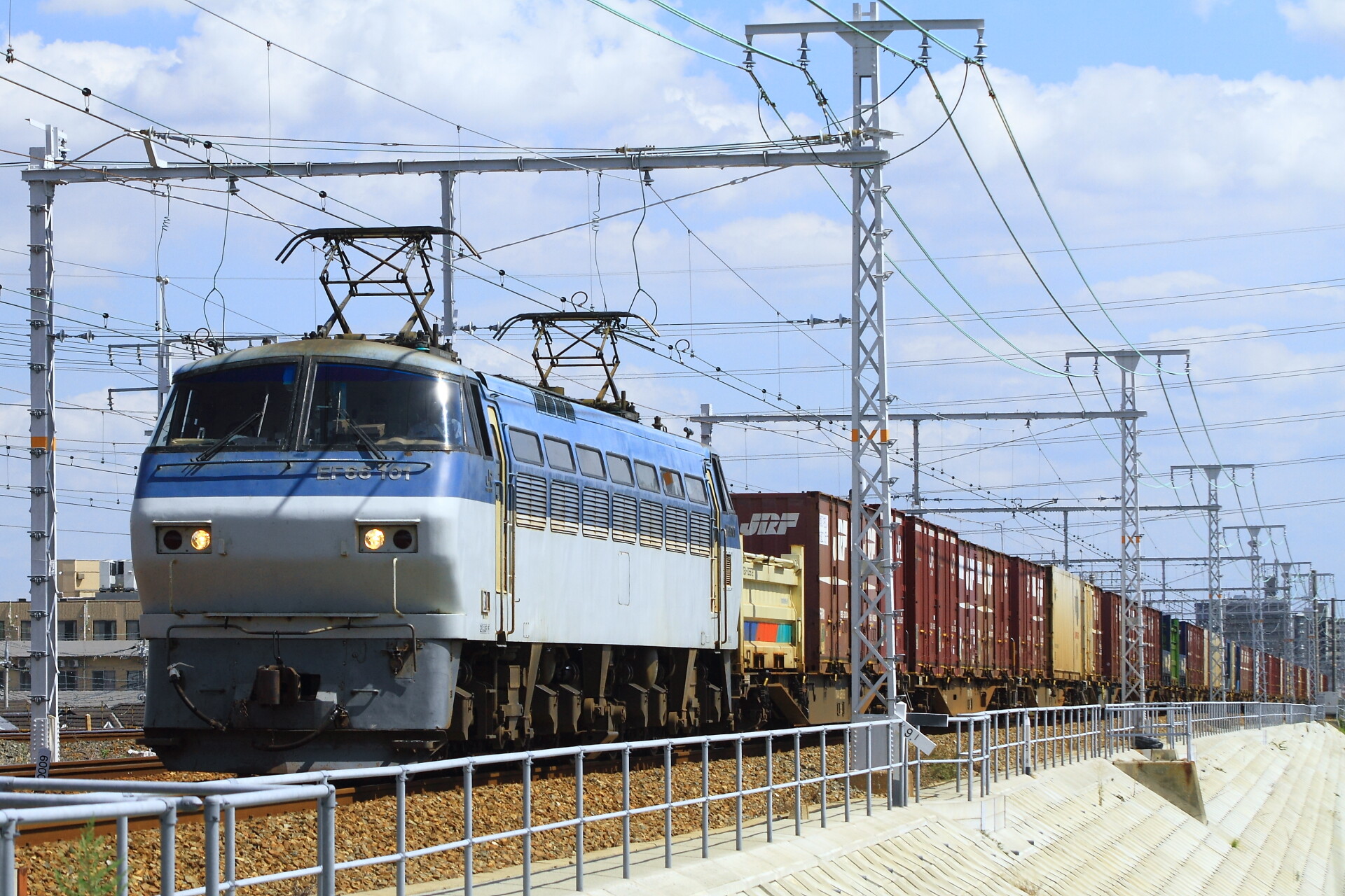 Msykの業務（鉄道）日誌:EF66カモレを見る～その198